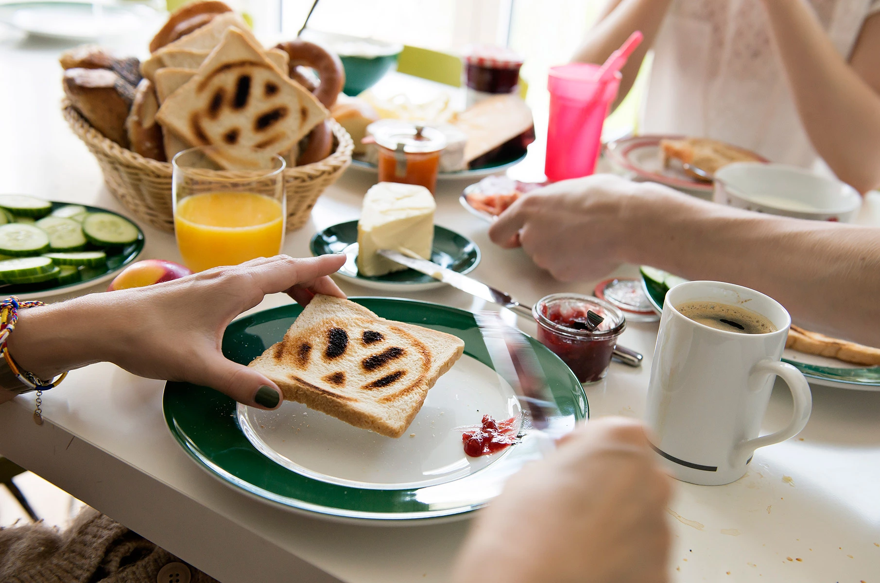 VW Social Media Love & Family by Double T